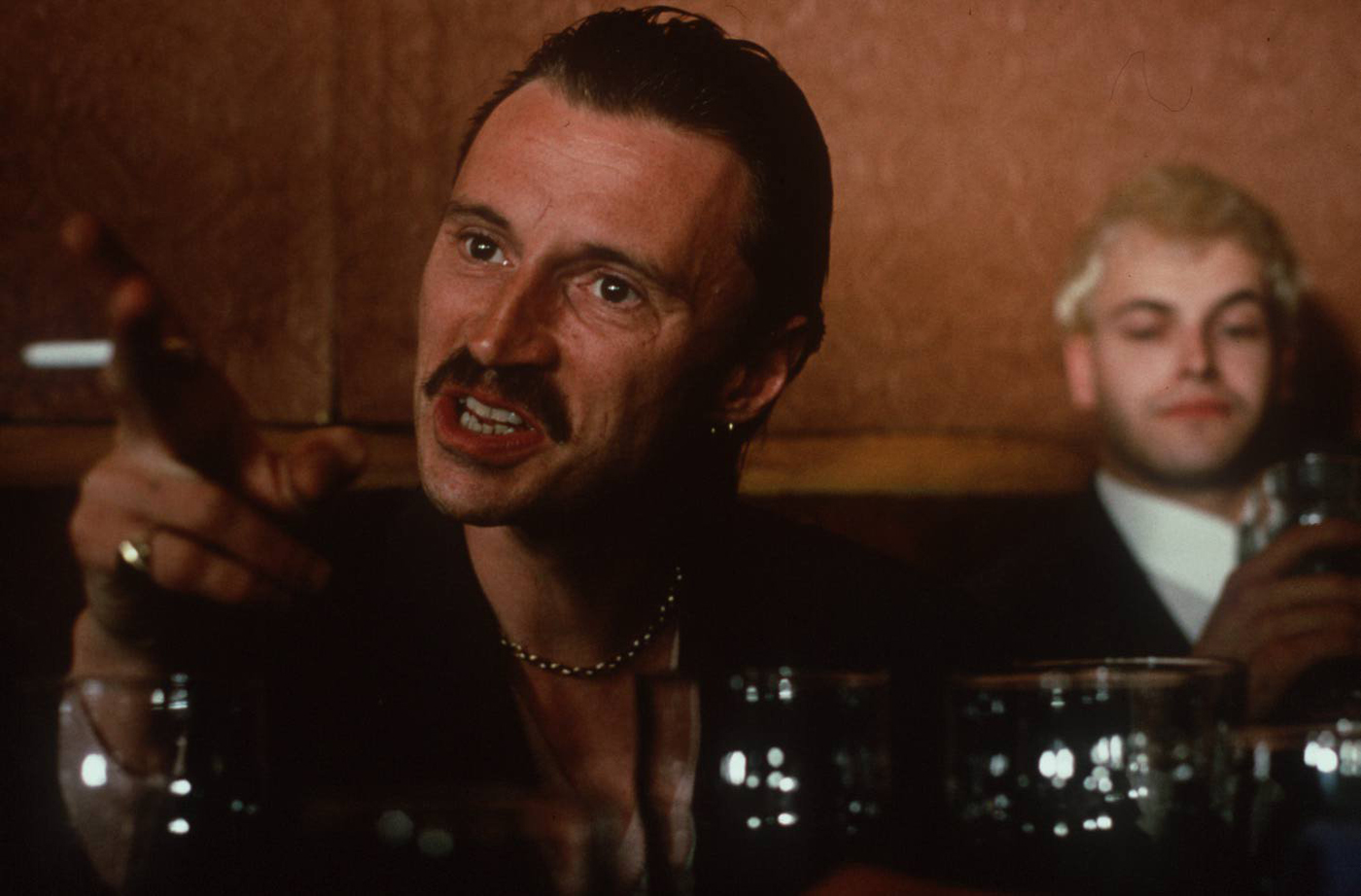 5 Iconic Depictions of the Pub Within British Cinema – Recommend Me A Film